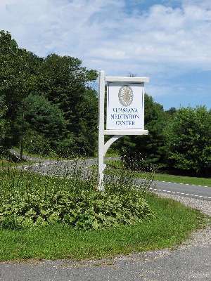 About Us | Vipassana Meditation Center – Dhamma Dharā