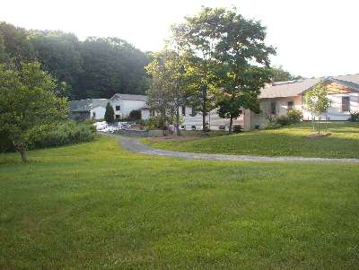 About Us | Vipassana Meditation Center – Dhamma Dharā