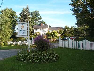 About Us | Vipassana Meditation Center – Dhamma Dharā